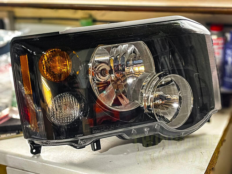 Discovery 2 Facelift Headlights Pair | Genuine Land Rover XBC501420 ...